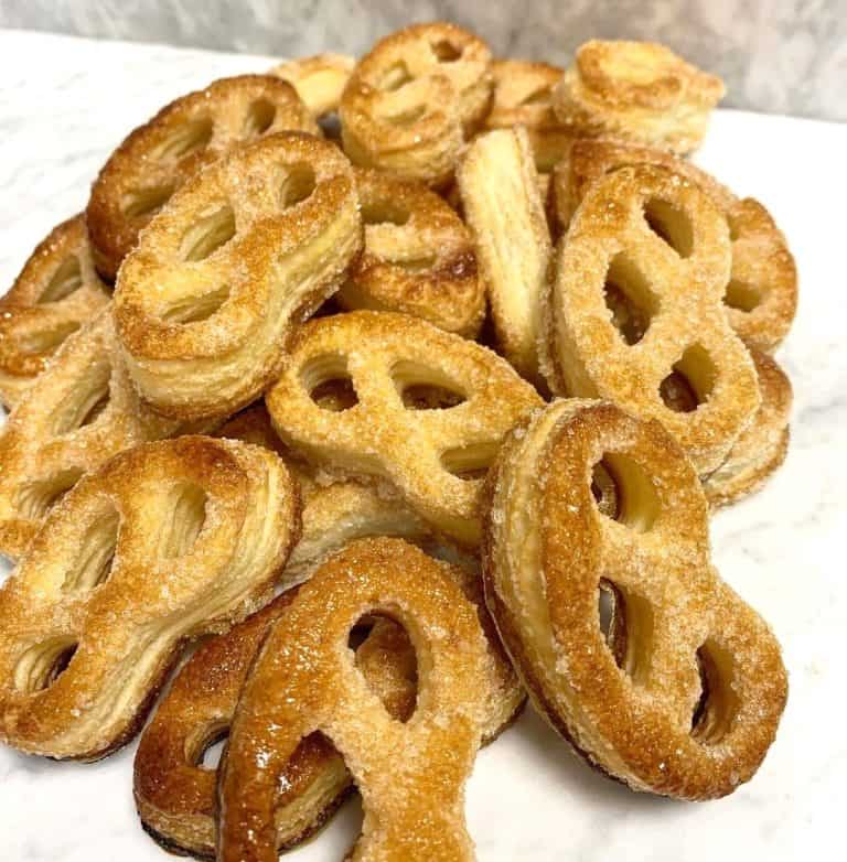 מתכון: קראקלינגן - עוגיות בייגלה הולנדיות מתוקות